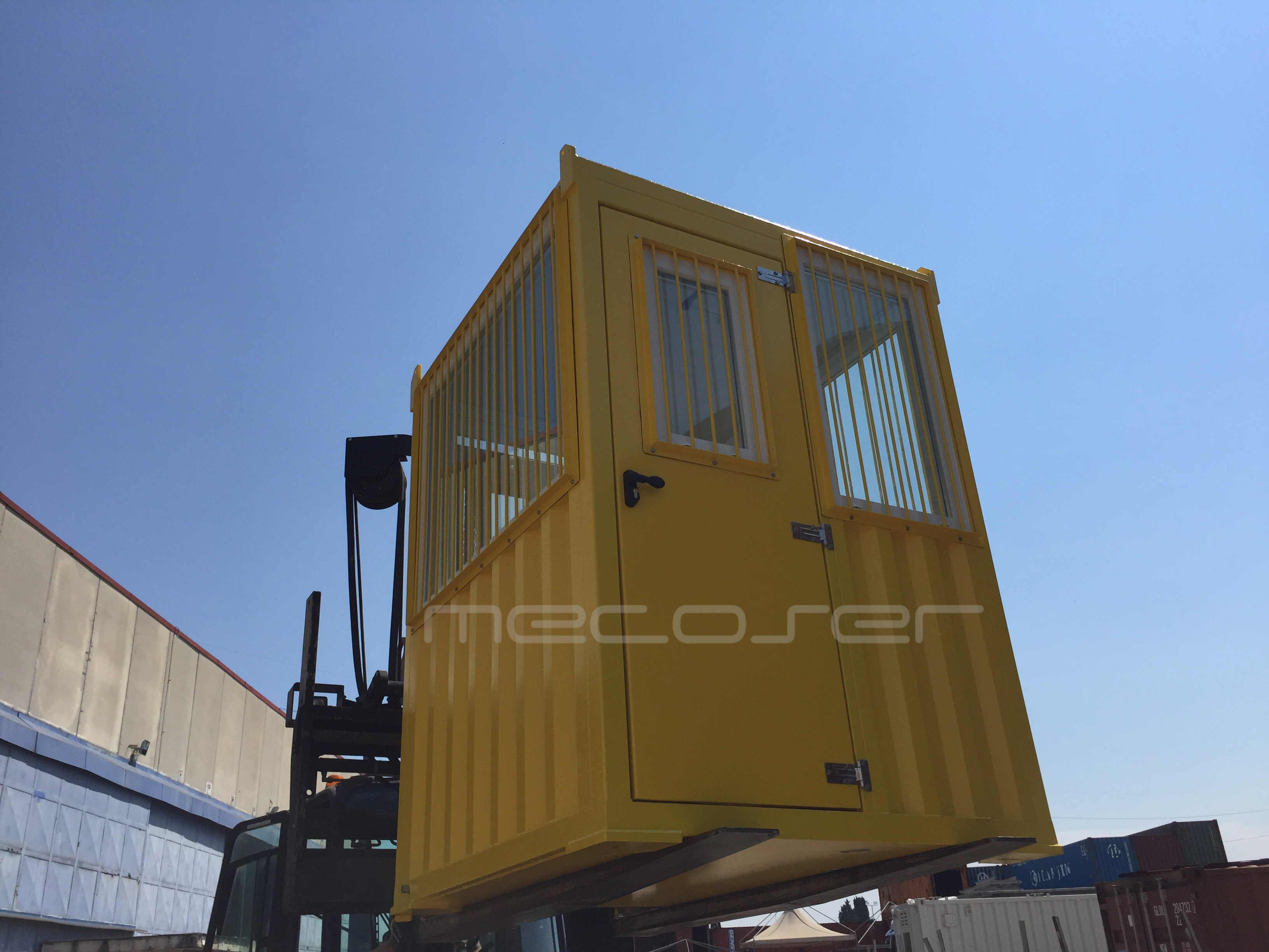 Insulated Control Cabin - Mecoser Sistemi - Custom Containers
